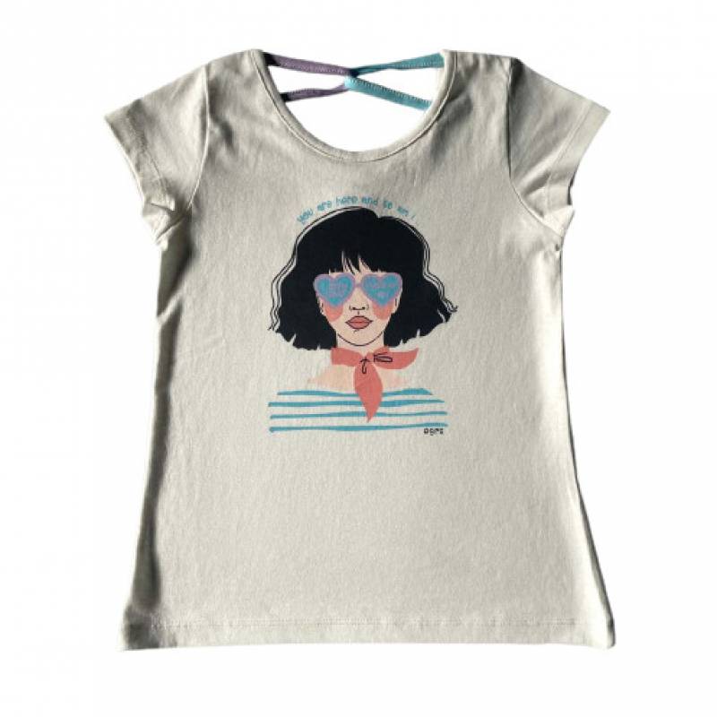 Remera Niña Manga Corta Engers con Estampa Crema Talle 12 - La Anónima ...
